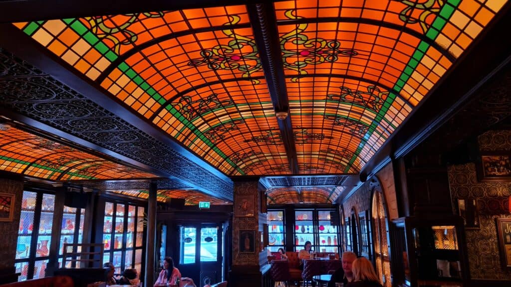 Portobello Bar - holairlanda.com