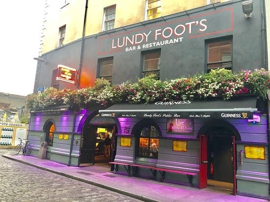 Lundy Foot’s Bar & Restaurant - holairlanda.com